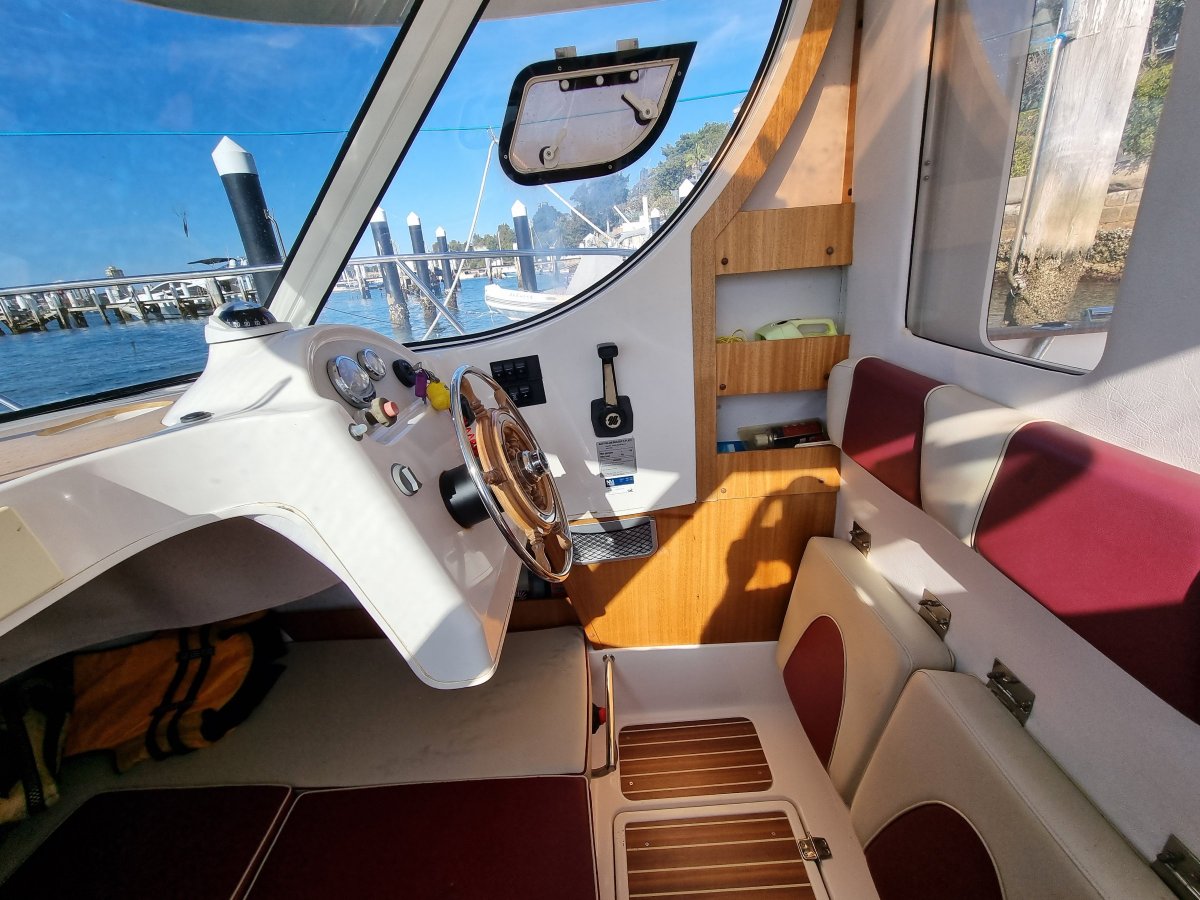 Arvor 230AS For Sale | Hallett Boat Brokers