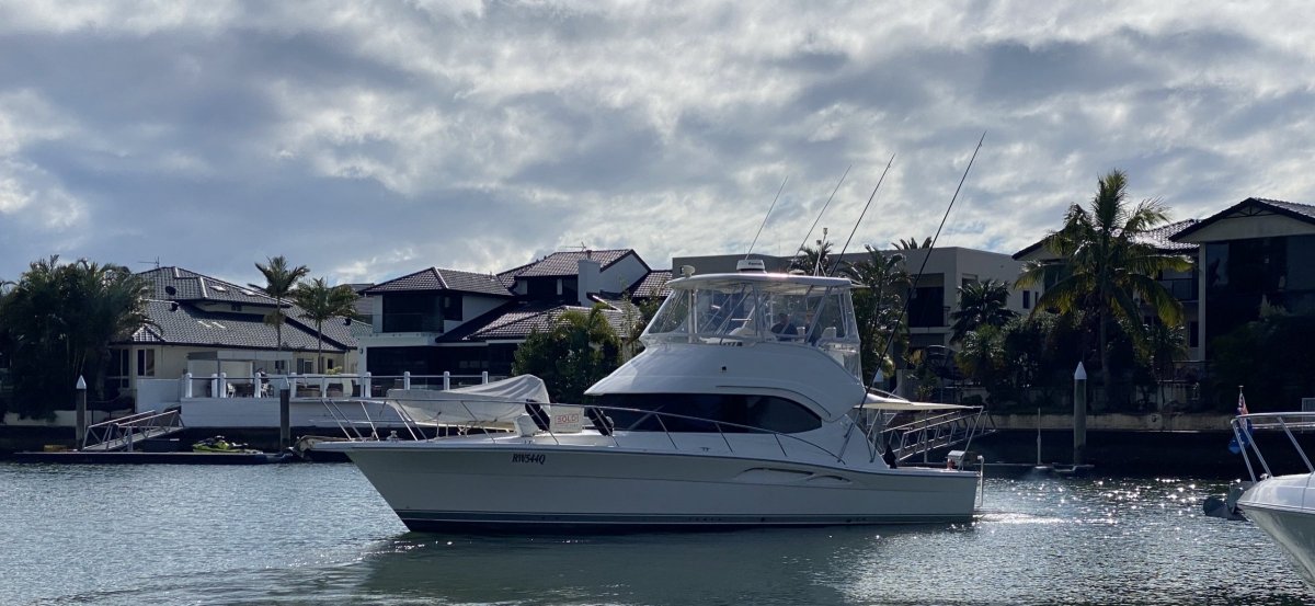 Riviera 40 Flybridge: Power Boats | Boats Online for Sale | Fibreglass ...