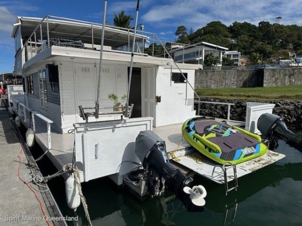 Bruce Harris Houseboat 55 Cat: House Boats | Boats Online for Sale ...
