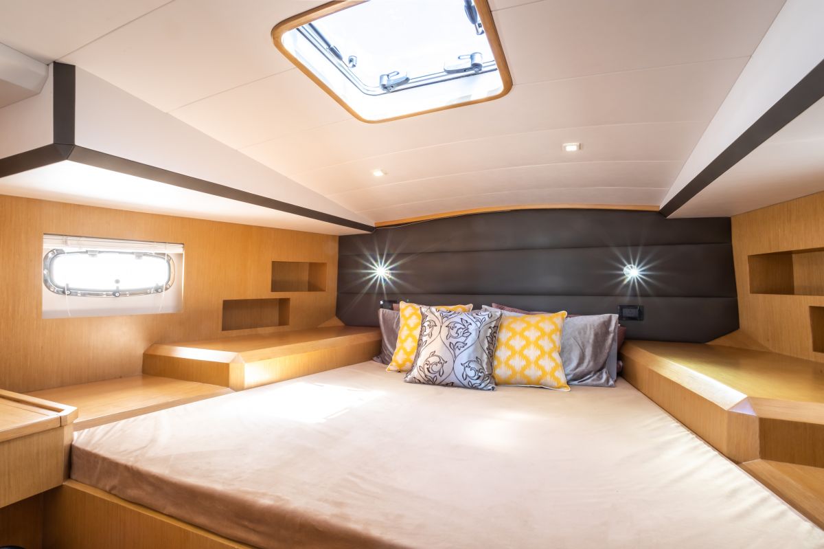 Angelman TRI Hull 49ft For Sale | d’Albora Yacht Brokers