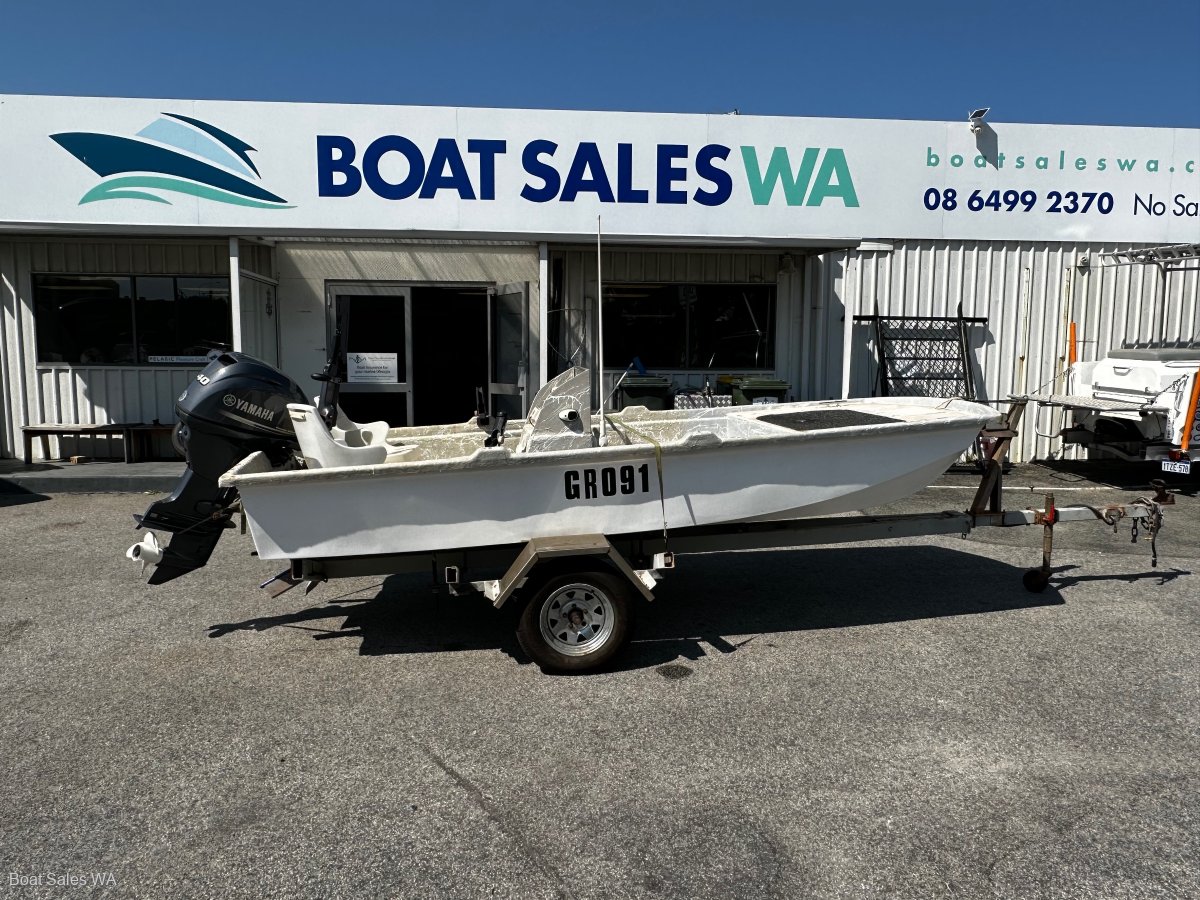 Custom Tri Hull 2021 Model Yamaha 40hp 4str 13hrs: Trailer Boats ...