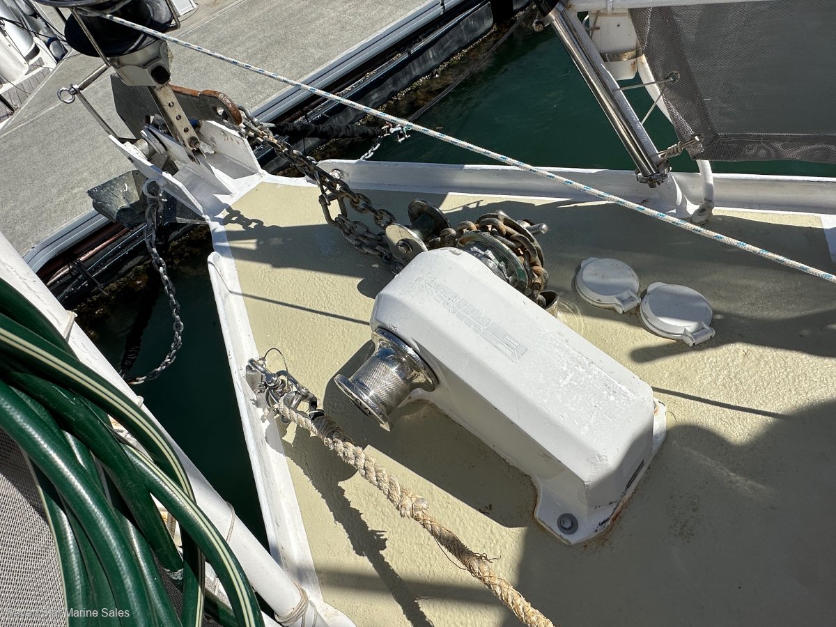 Used Roberts 44 Centre Cockpit Absolute Turnkey World Cruiser for Sale ...