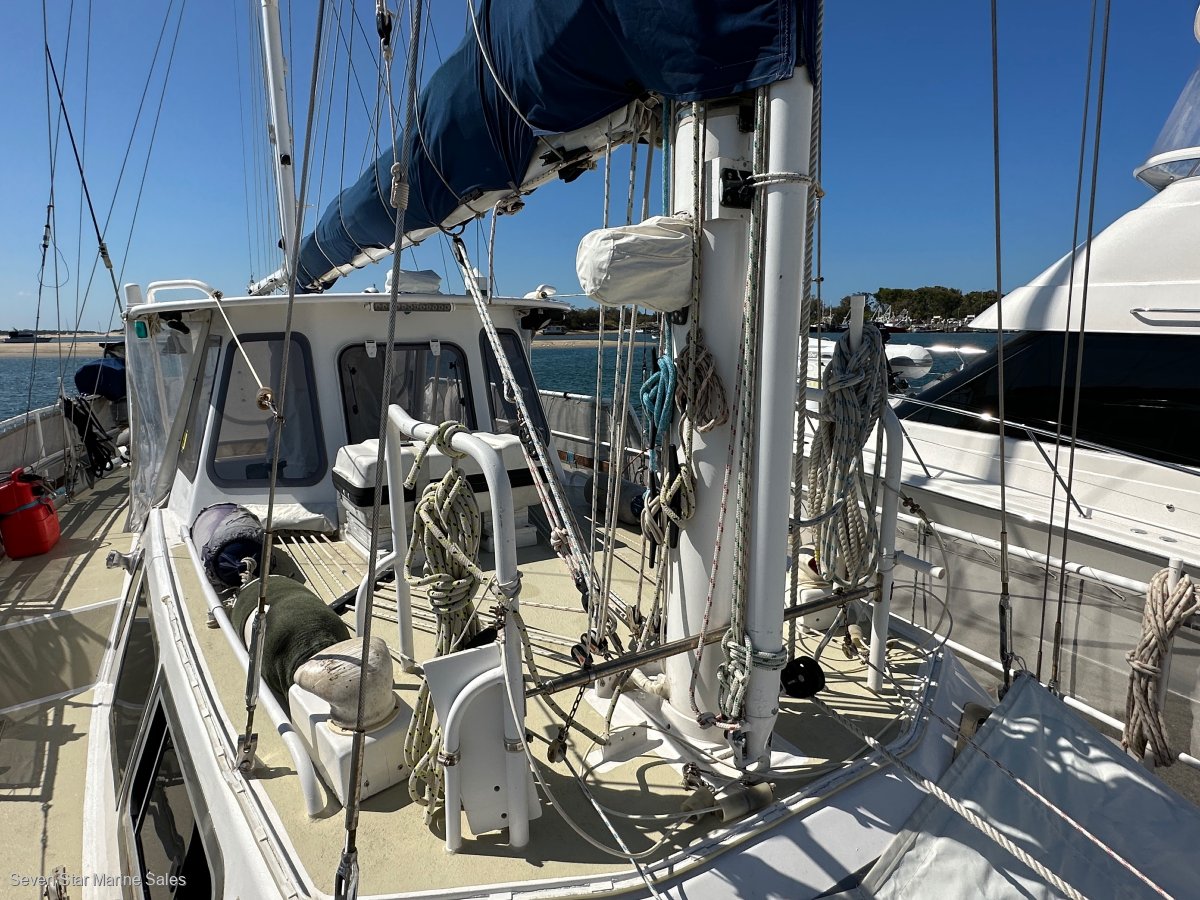 Roberts 44 Centre Cockpit Absolute Turnkey World Cruiser For Sale ...