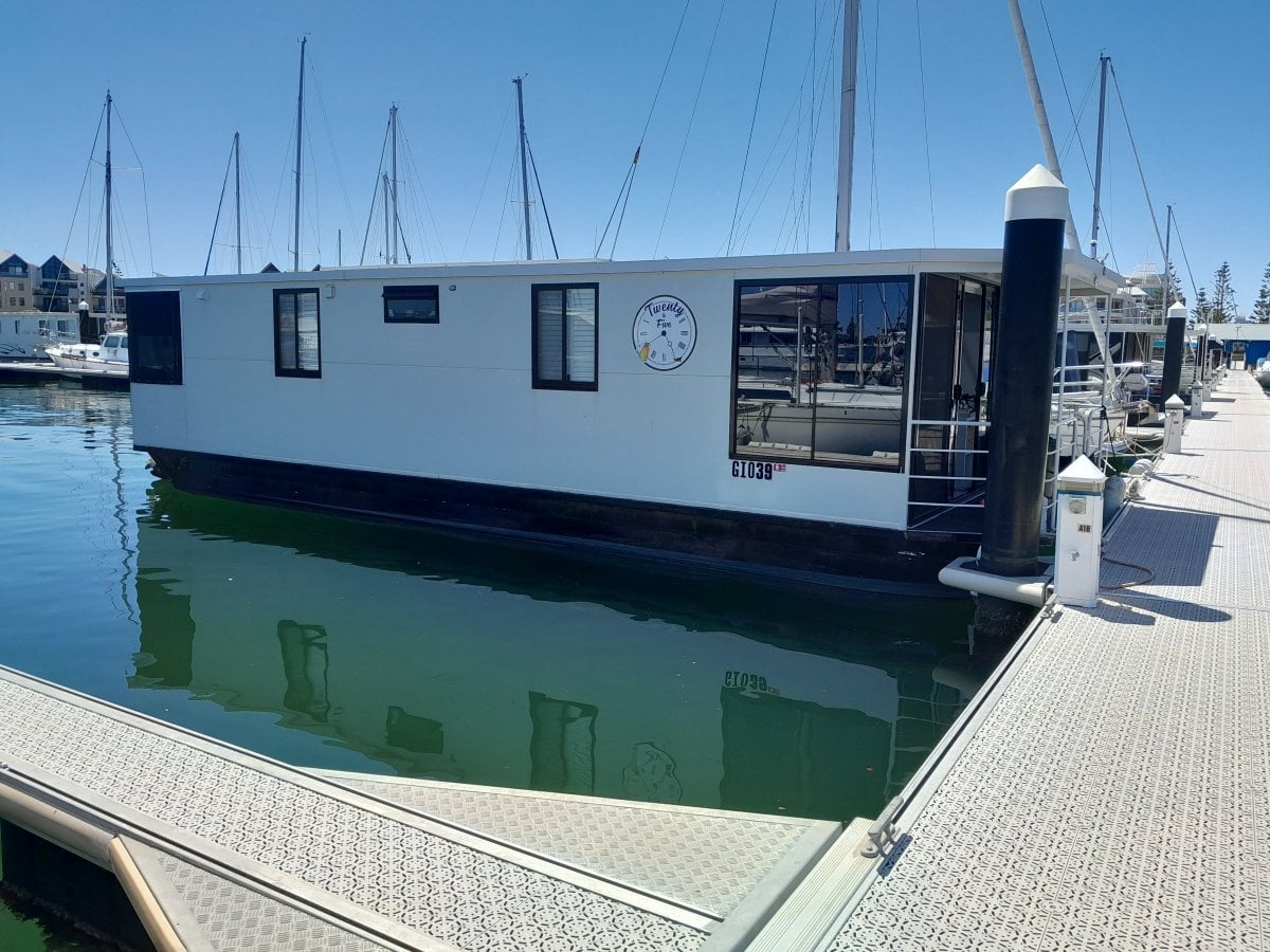 Houseboat Fully Off Grid Boat For Sale - Waa2