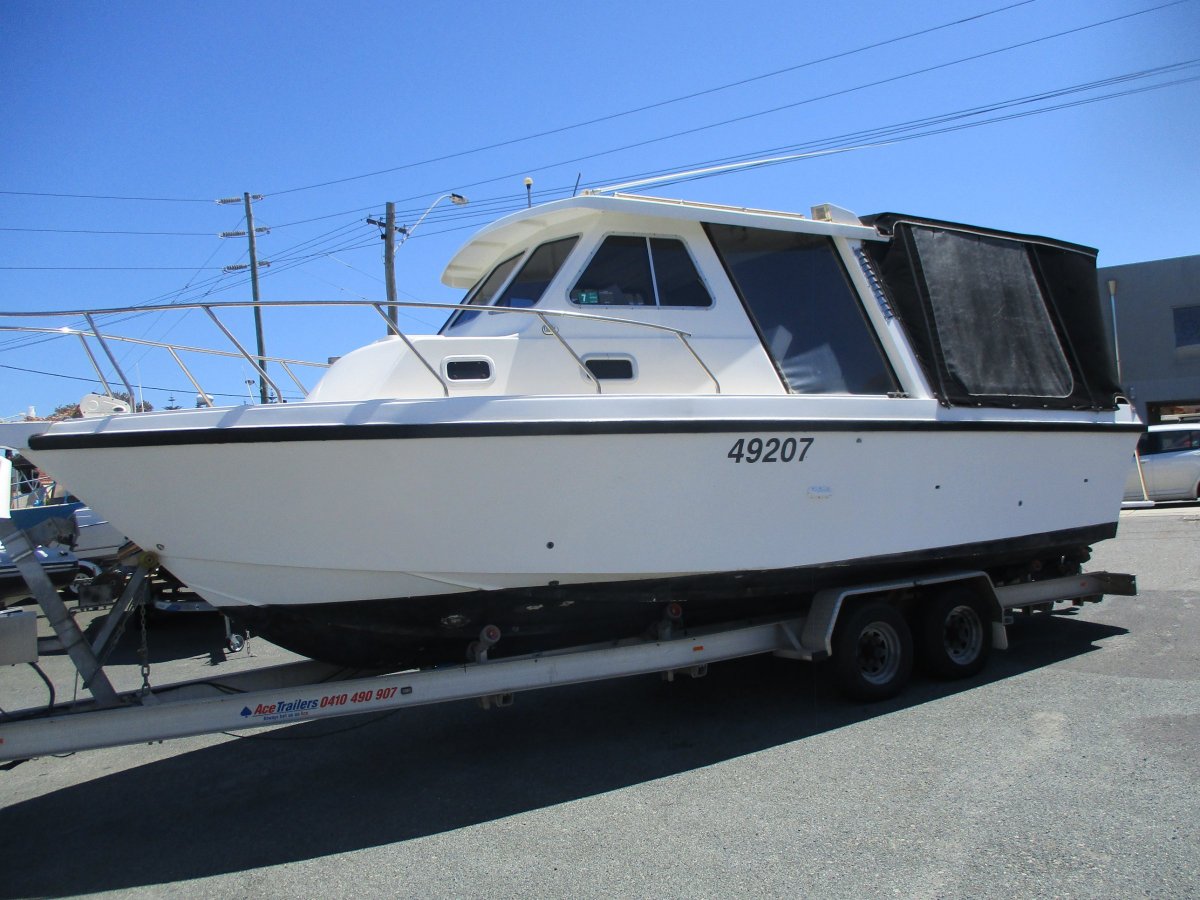 Regent Custom. Includes 6.2l Mercruiser (2015) And Trailer.: Trailer ...
