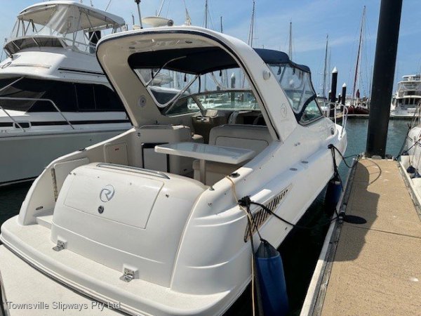 Riviera M290 Sports Cruiser: Power Boats | Boats Online for Sale ...