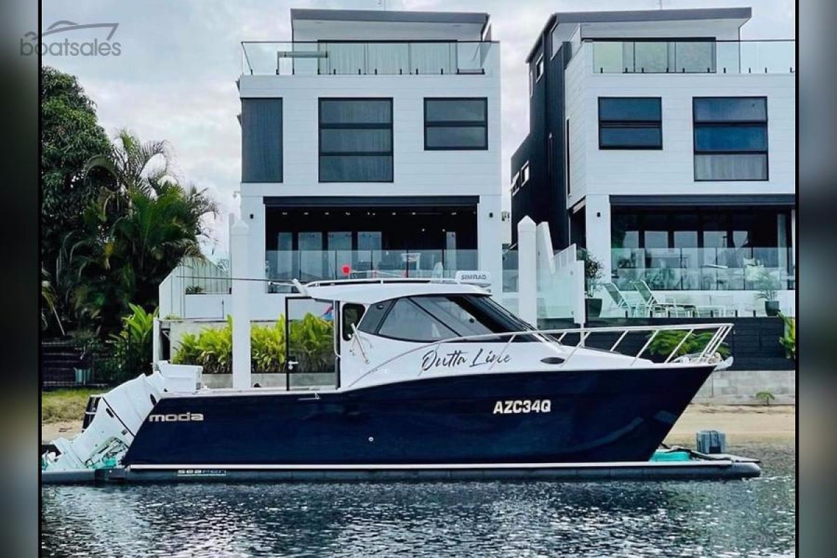 Used Moda 2900 Custom Wide Body Aluminium Power Catamaran for Sale ...