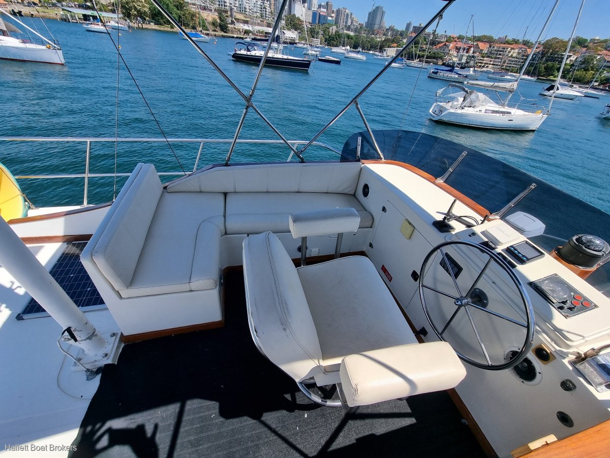 Clipper 34 Europa For Sale | Hallett Boat Brokers