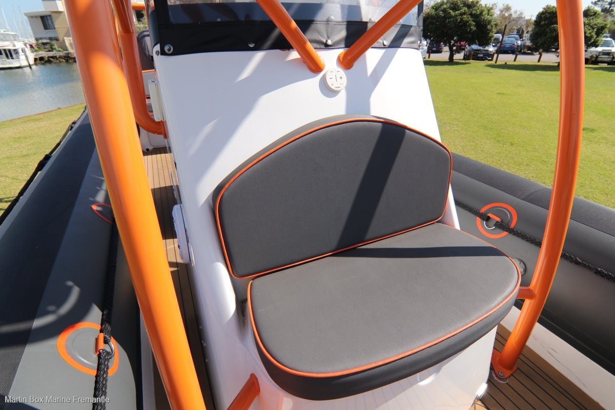 Falcon Inflatables 760 Srx With Auto Pilot And Position Lock: Trailer ...