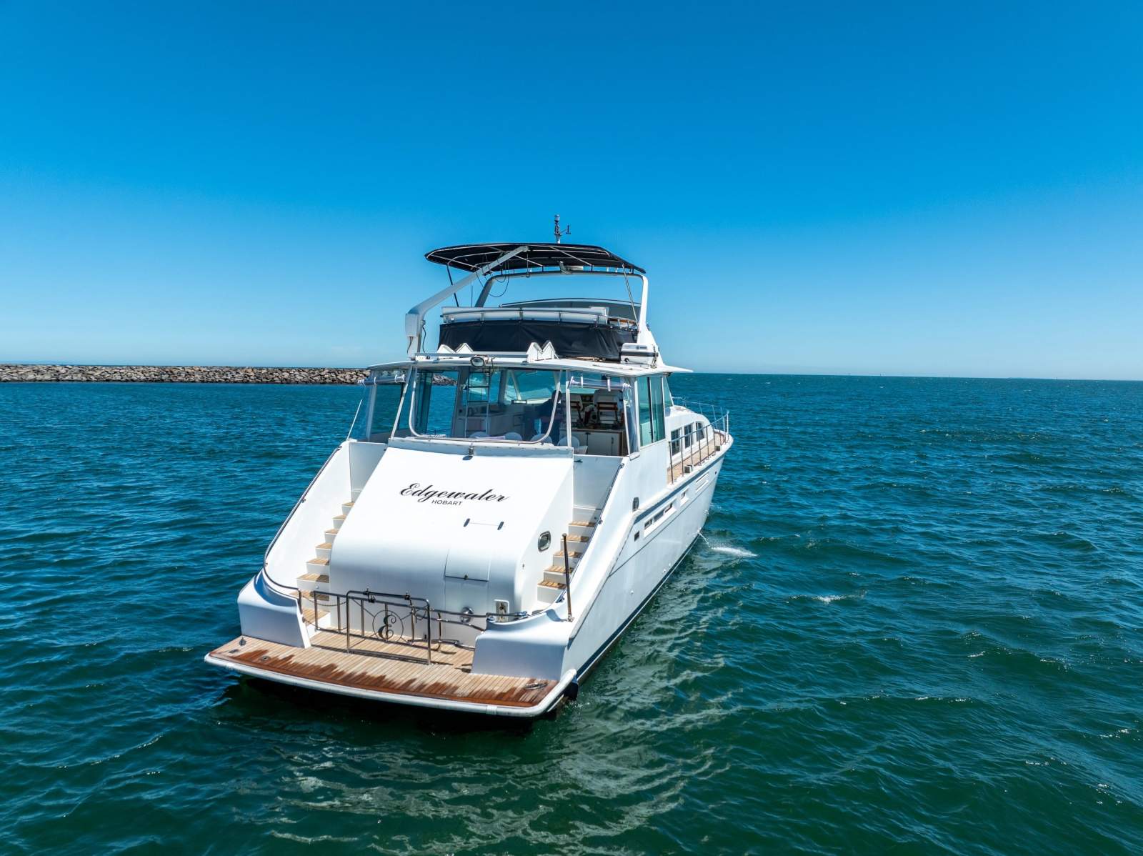 Bertram 70 Custom: Power Boats | Boats Online for Sale | Fibreglass/grp ...