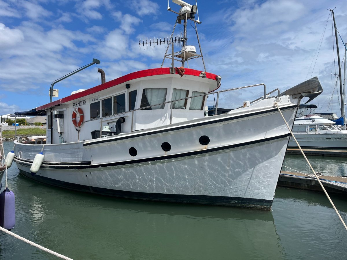 Unreserved 50ft Timber Motor Cruiser: Power Boats | Boats Online for ...