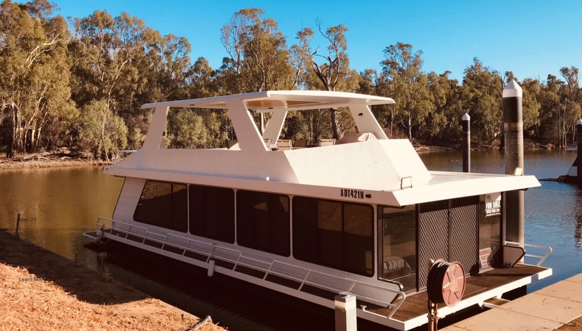 Rods White Boat For Sale | Echuca Houseboat Sales