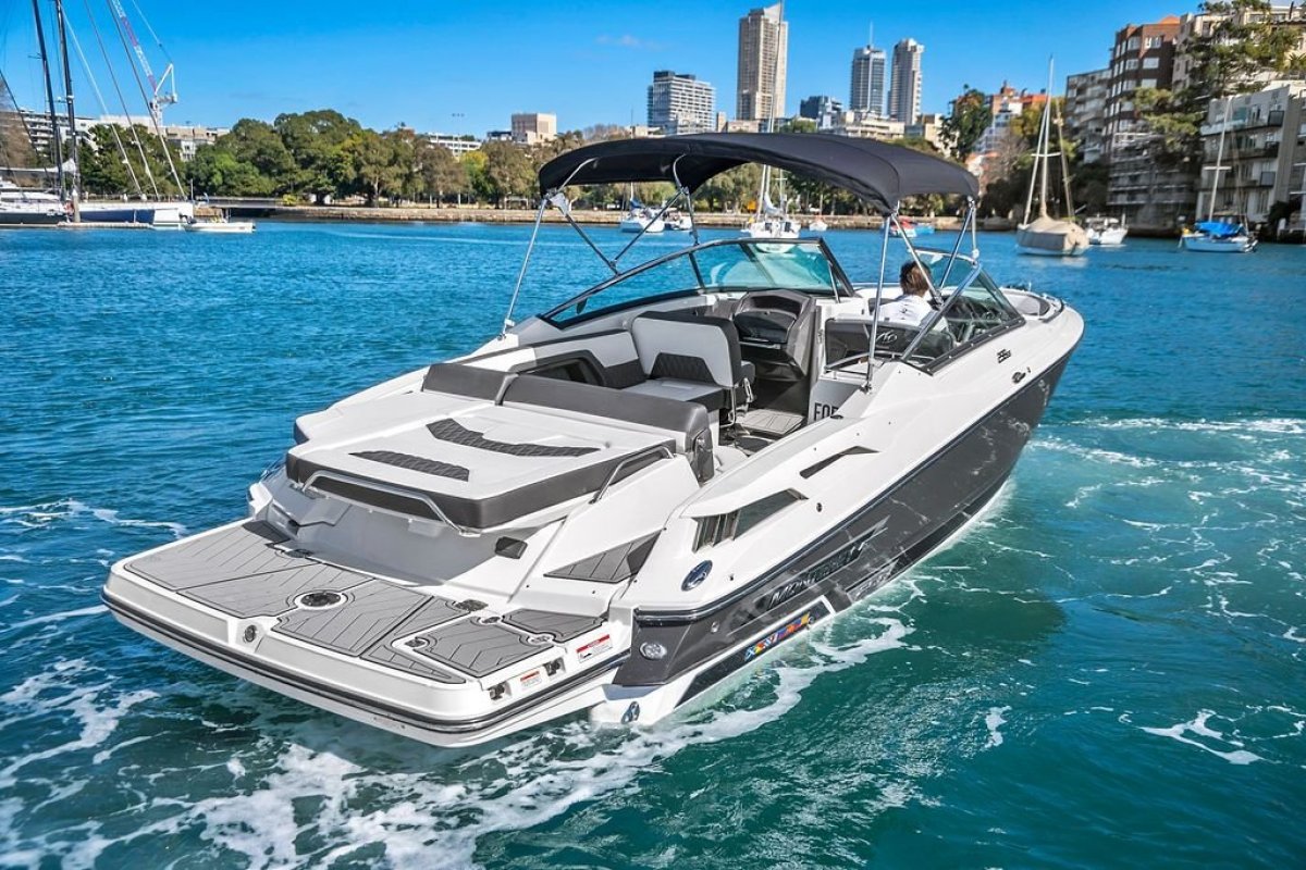 Monterey 298 Ss: Power Boats | Boat for Sale | Fibreglass/grp | BoatsOnline