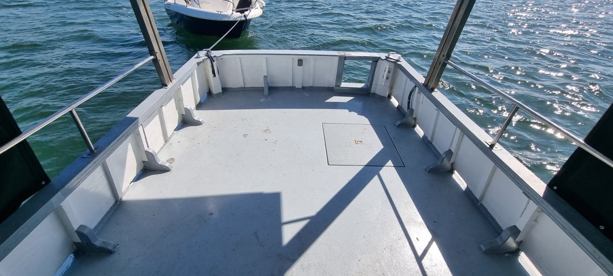 Timber Half Cabin Cruiser For Sale | Hallett Boat Brokers