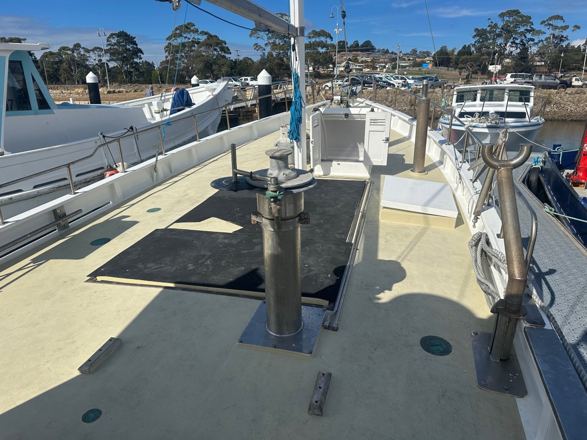 Tasmanian Huon Pine Cray Fishing Boat, Immaculate!: Power Boats | Boats ...