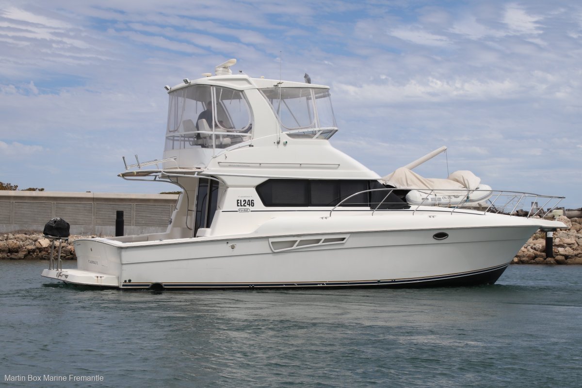 Used Silverton 42 Flybridge With Twin Cummins Diesels for Sale | Boats ...