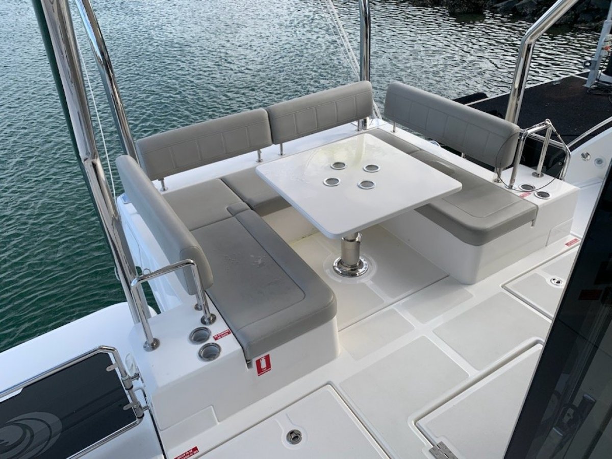 Aquila 44 Flybridge Powercat: Power Boats | Boats Online for Sale ...