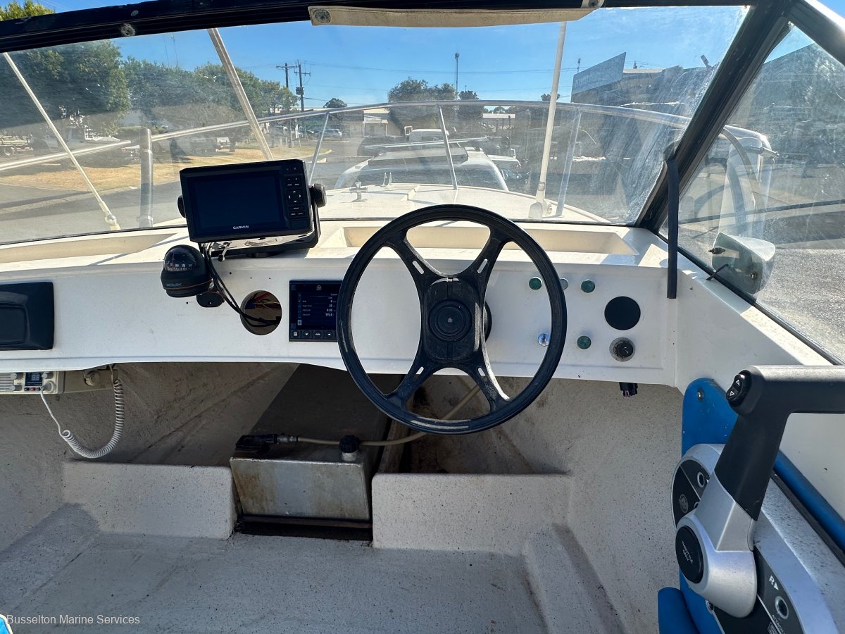 Pacemaker Runabout New Merc 4 Stroke: Power Boats | Boats Online for ...