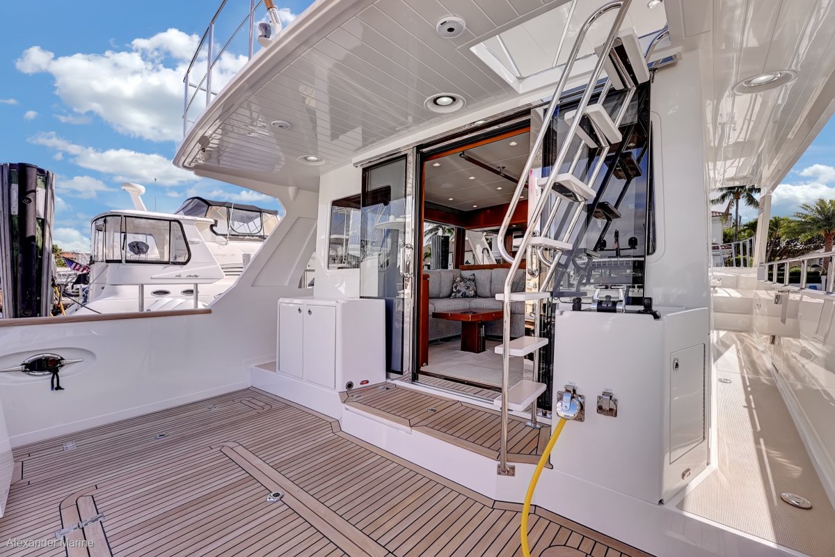 New Offshore 54 Raised Pilothouse Motor Yacht: Power Boats | Boats ...