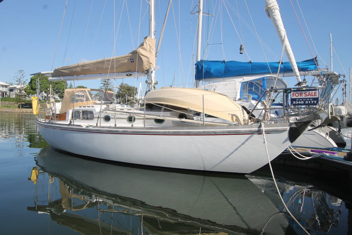 Griffin Crown: Sailing Boats | Boat for Sale | Timber With Fibreglass ...