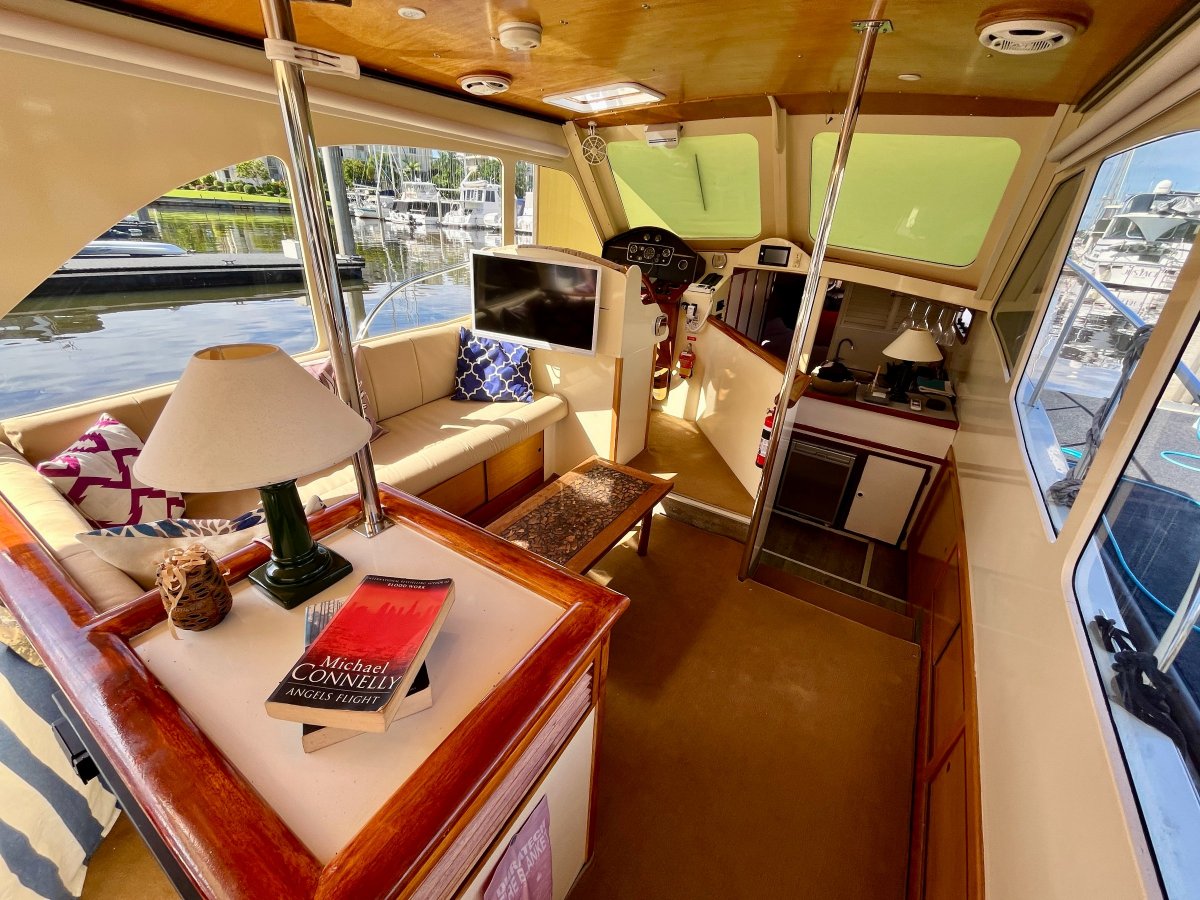 Used Raymond Hunt Design 38 Sedan Cruiser for Sale | Boats For Sale ...
