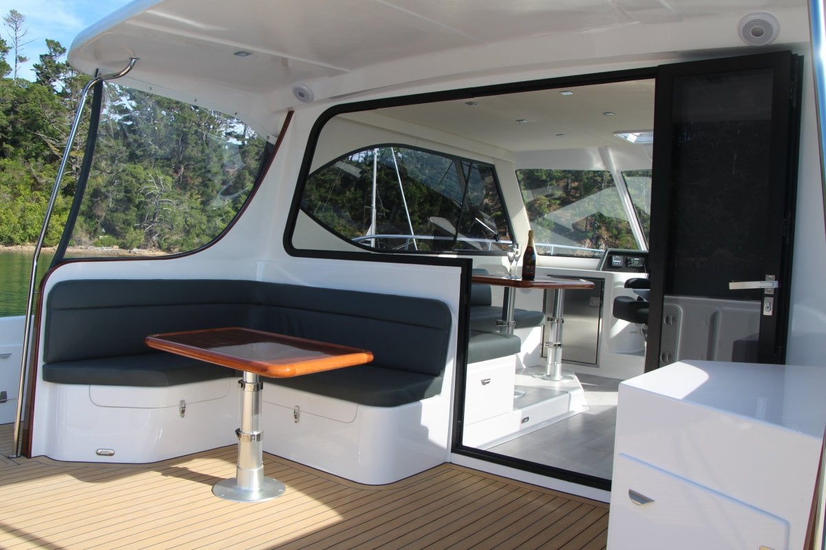 Prowler 10.8 Sf: Power Boats | Boats Online for Sale | Fibreglass/grp ...