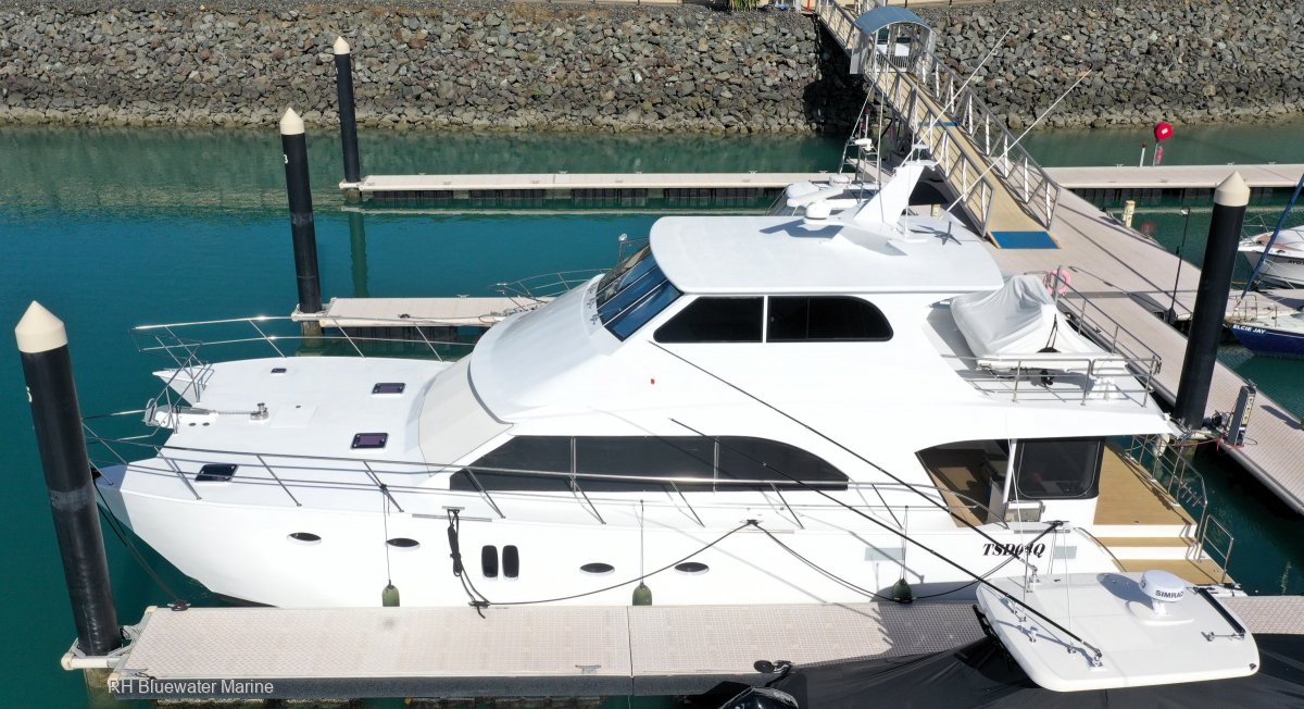 Coral Coast Power Catamaran 18.8m Enclosed Flybridge For Sale | RH ...