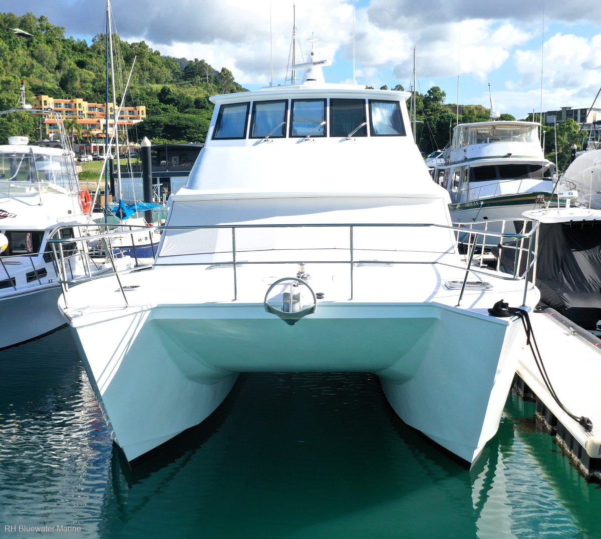 Coral Coast Power Catamaran 18.8m Enclosed Flybridge For Sale | RH ...