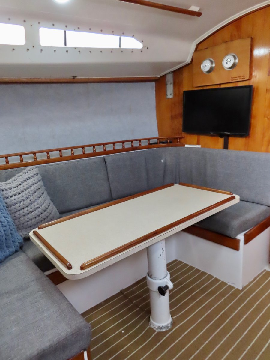 Used Mutiny 28 Excellent Condition, Many Upgrades! for Sale | Yachts ...