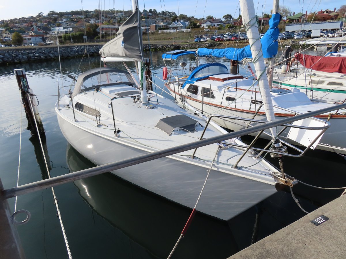 Used Mutiny 28 Excellent Condition, Many Upgrades! for Sale | Yachts ...