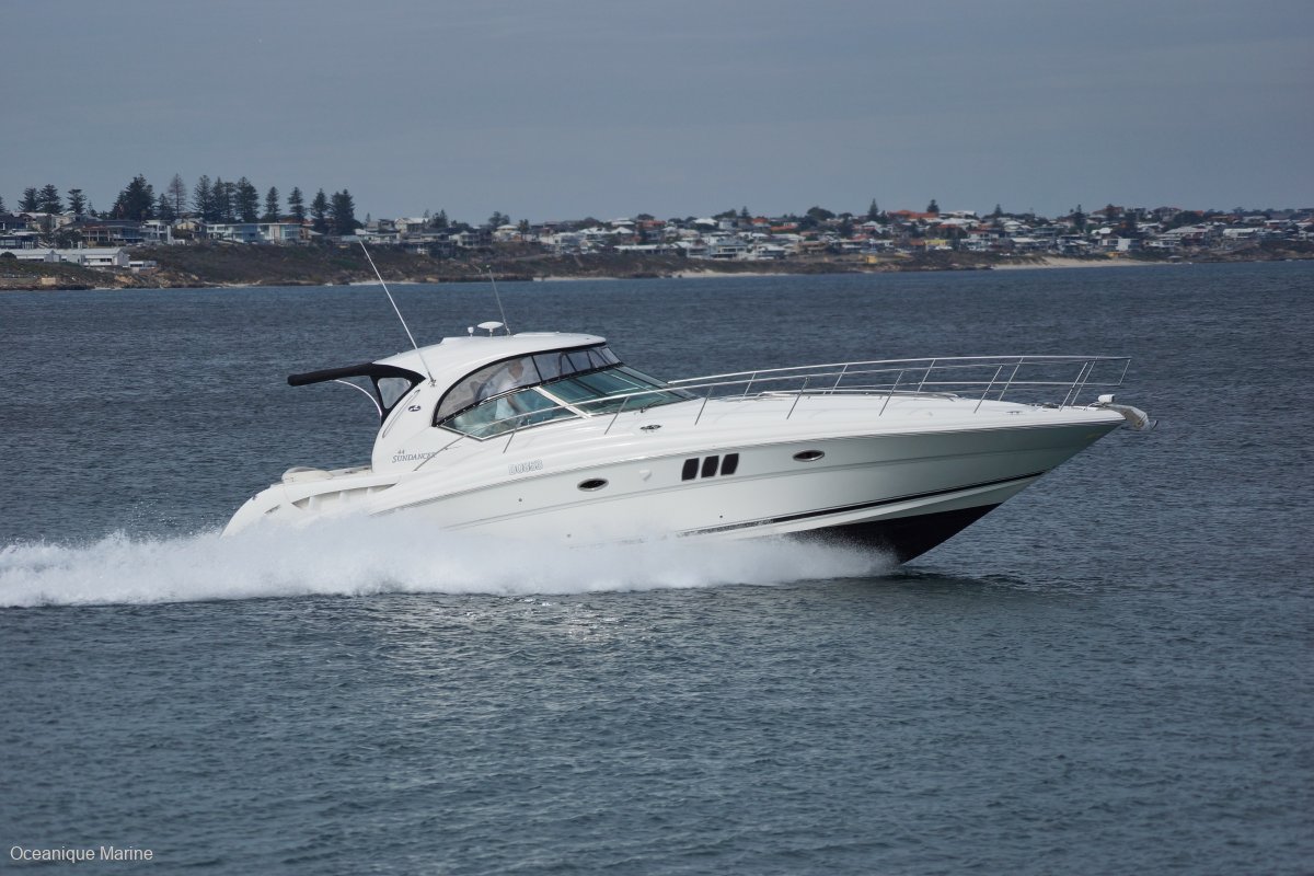 Used Sea Ray 44 Sundancer Twin Cummins Shaft Drives Plus Bow Thruster ...