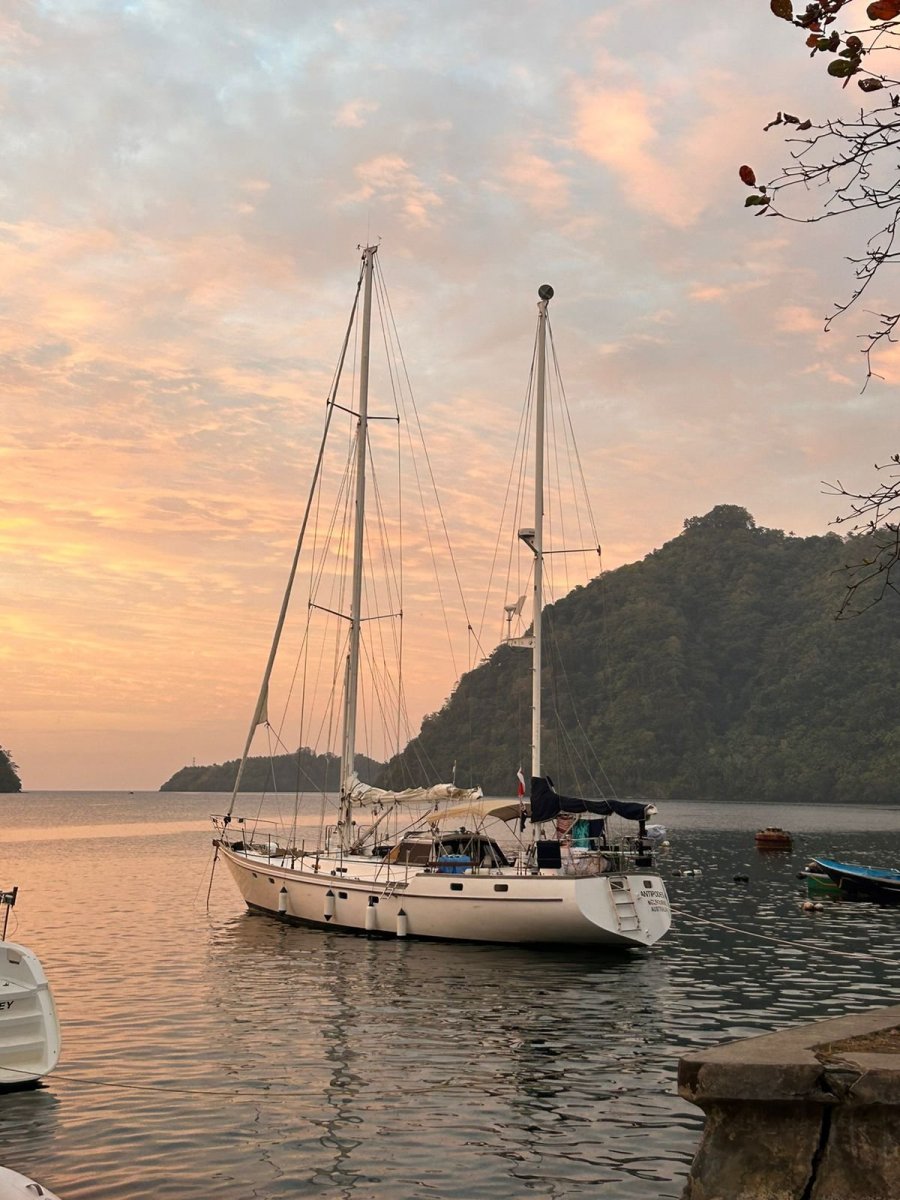 Used Bruce Roberts Pilothouse Ketch 54 Professionally Built In New ...