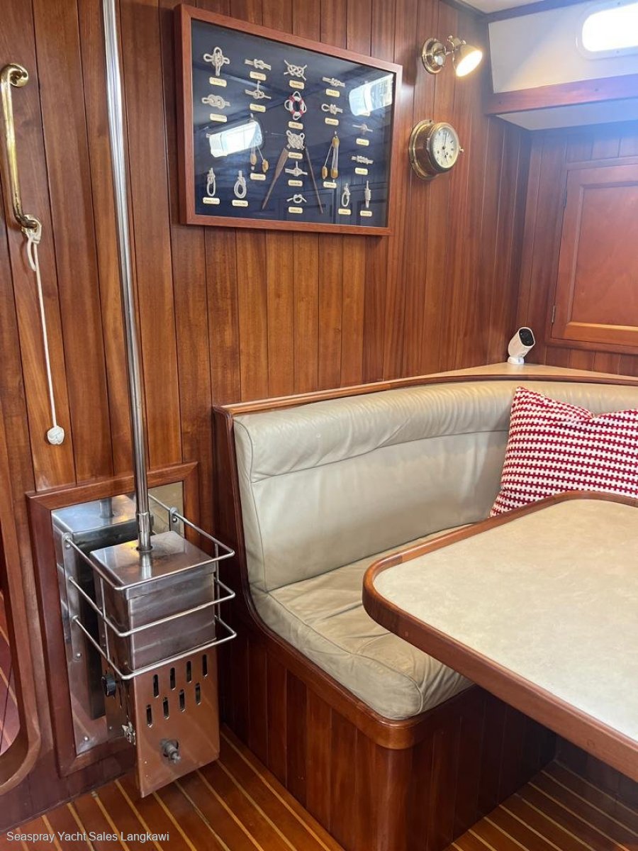Used Bruce Roberts Pilothouse Ketch 54 Professionally Built In New ...