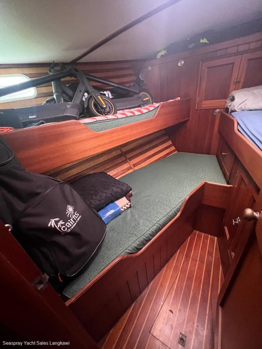 Used Bruce Roberts Pilothouse Ketch 54 Professionally Built In New ...