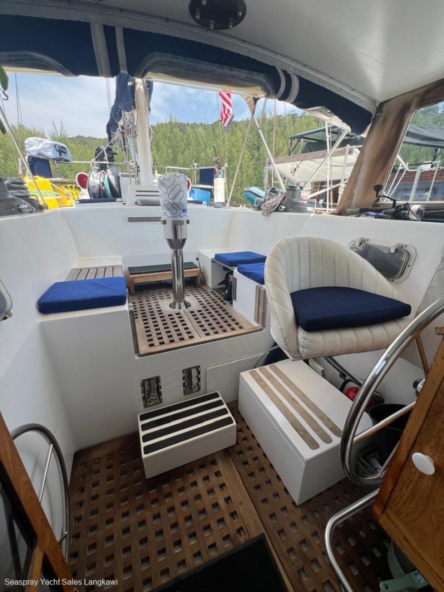 Used Bruce Roberts Pilothouse Ketch 54 Professionally Built In New ...