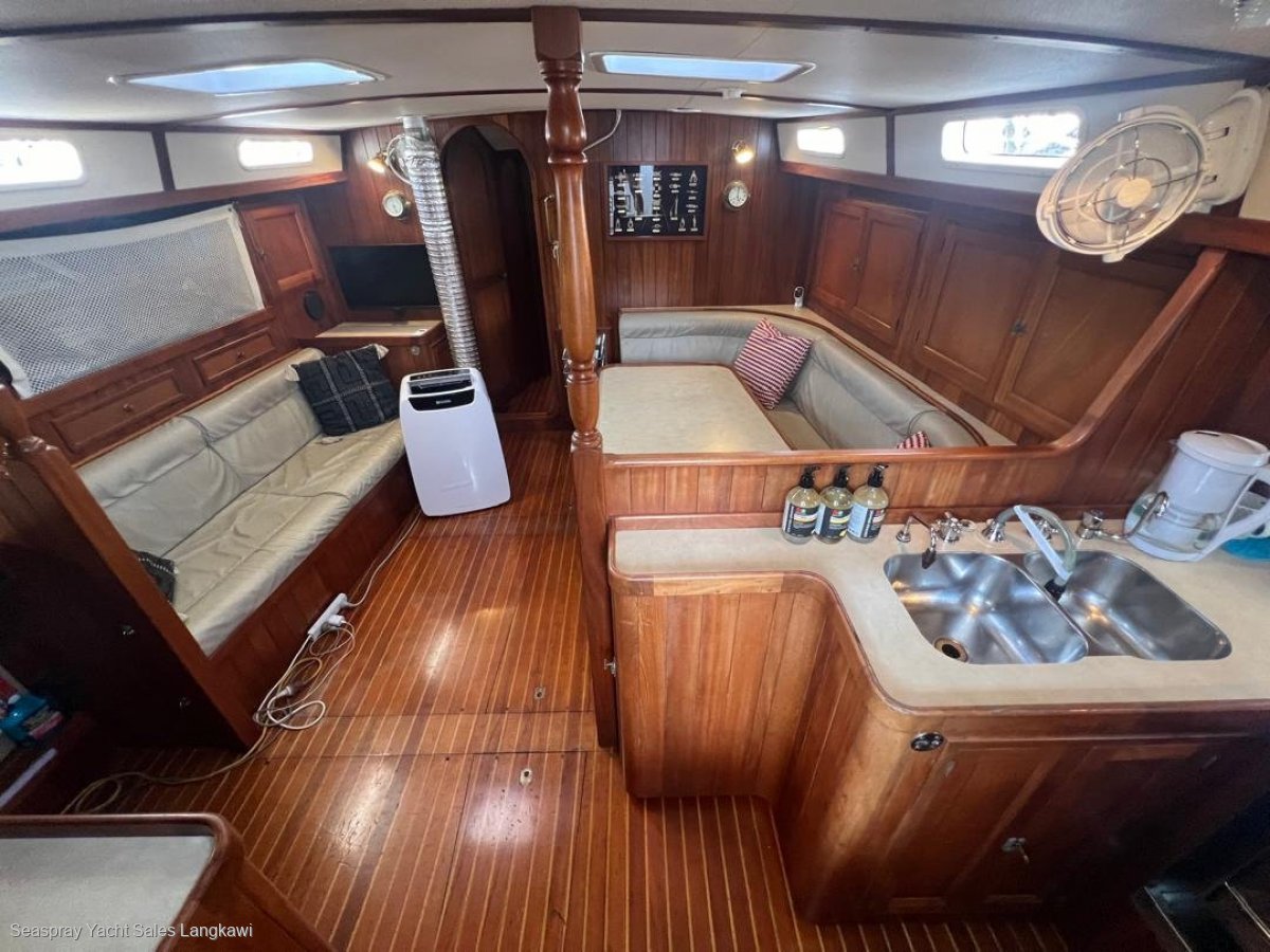 Used Bruce Roberts Pilothouse Ketch 54 Professionally Built In New ...