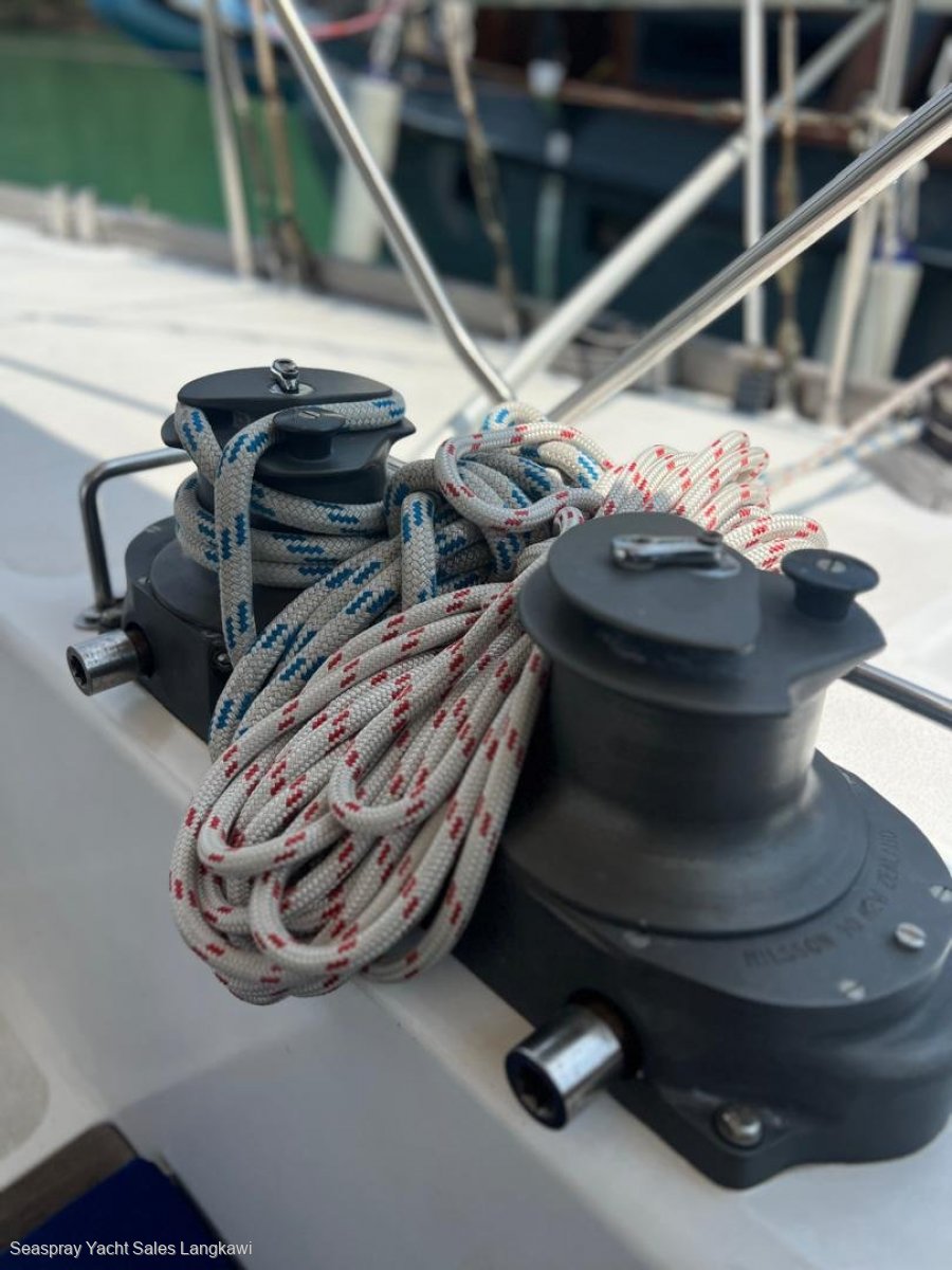 Used Bruce Roberts Pilothouse Ketch 54 Professionally Built In New ...