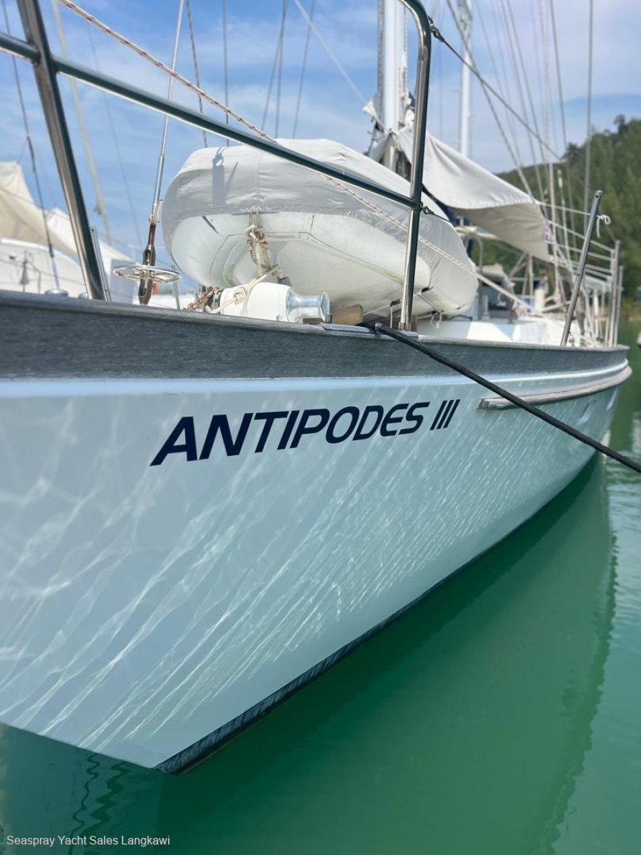 Used Bruce Roberts Pilothouse Ketch 54 Professionally Built In New ...