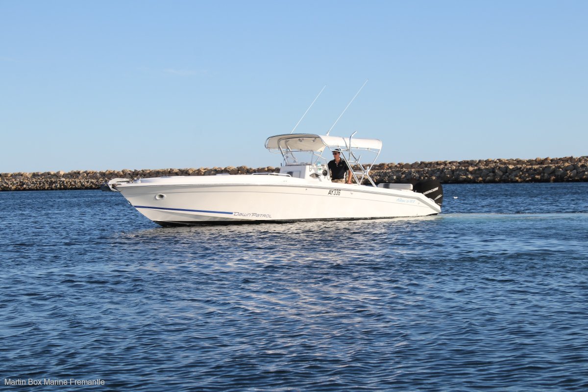 Al Dhaen 360 Sf Wavebreaker With 2012 Mercury Four Stroke Outboards ...