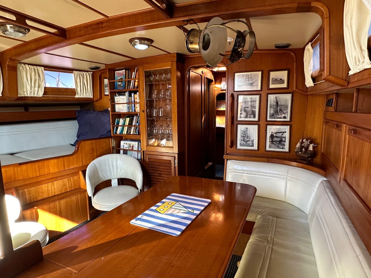 Roberts Mauritius 43 48ft with Bowsprit For Sale | Adelaide Boat Sales