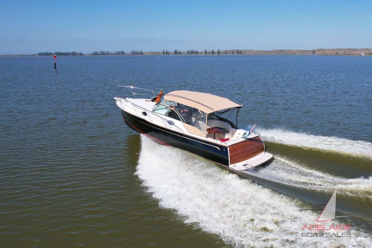 Azzura 33 Commuter For Sale | Adelaide Boat Sales