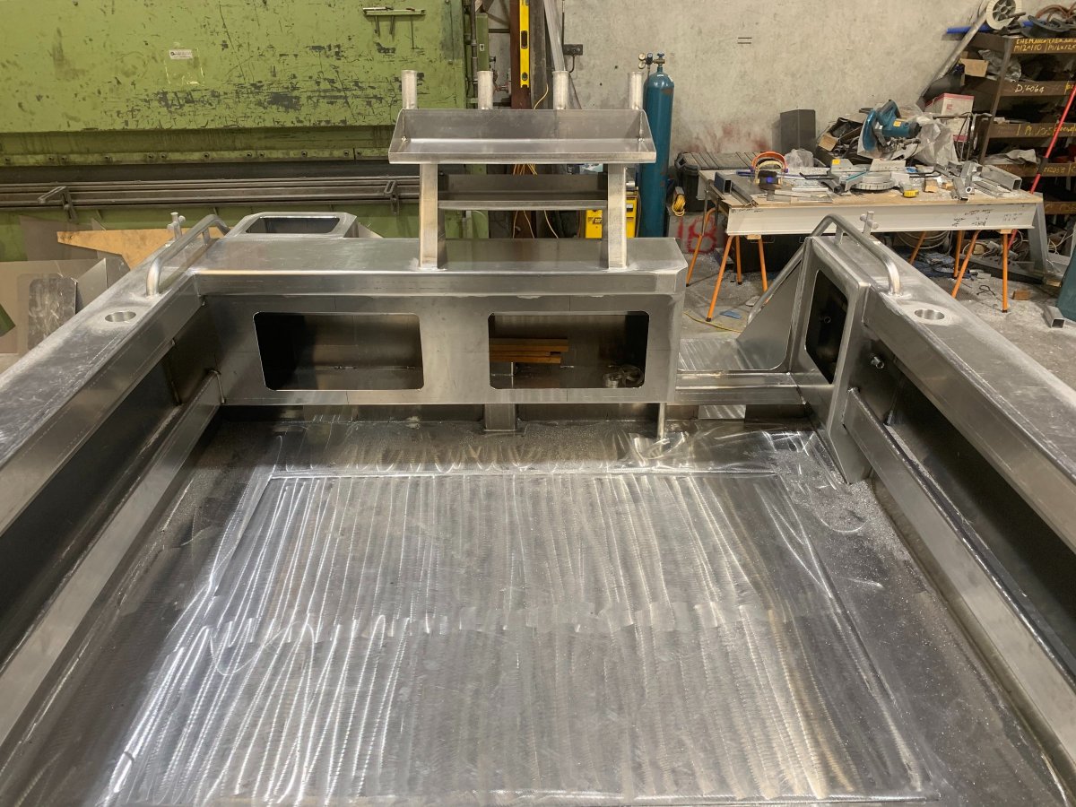 New Sea Rider Walkaround For Sale | West Marine Group