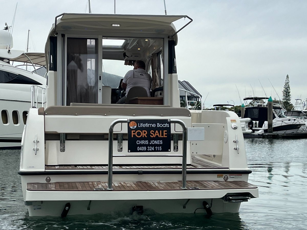 Used Arvor 855 Weekender for Sale | Boats For Sale | Yachthub