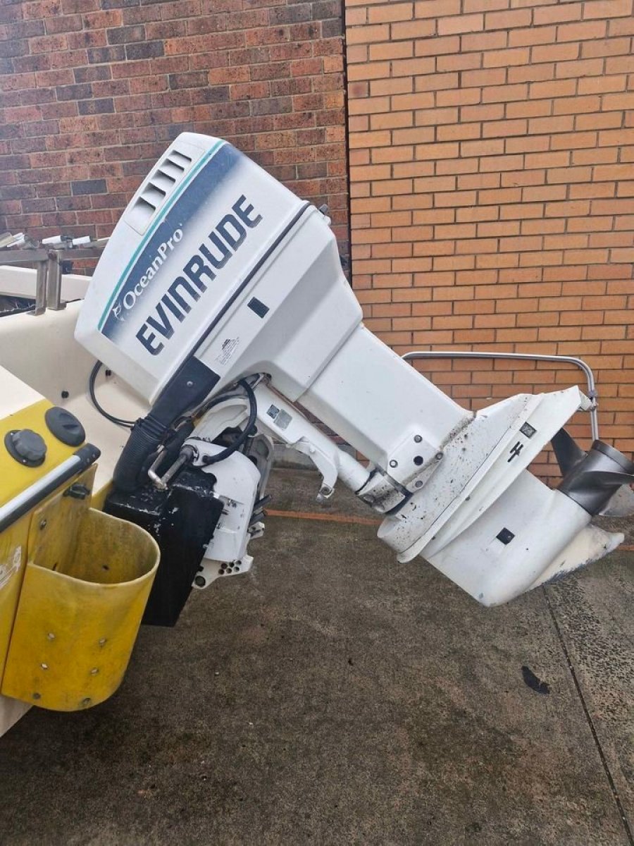 Haines Hunter 490SLR Limited edition For Sale | Float Ya Boat