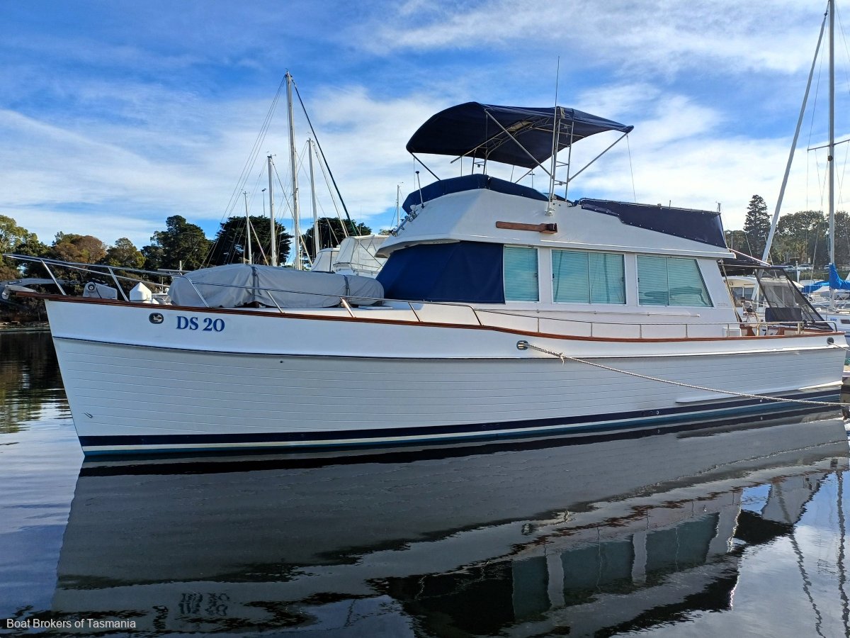 Grand Banks 42. Riviera Built, Recently Upgraded, Fully Equipped: Power ...
