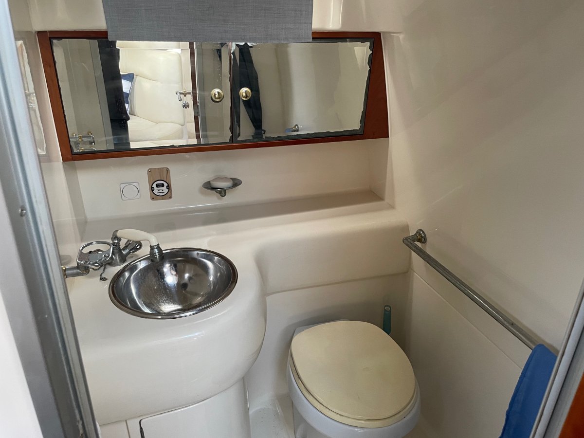 Sunrunner 3700 Yanmar Direct Shaft Turbo Diesel Upgrade: Power Boats ...