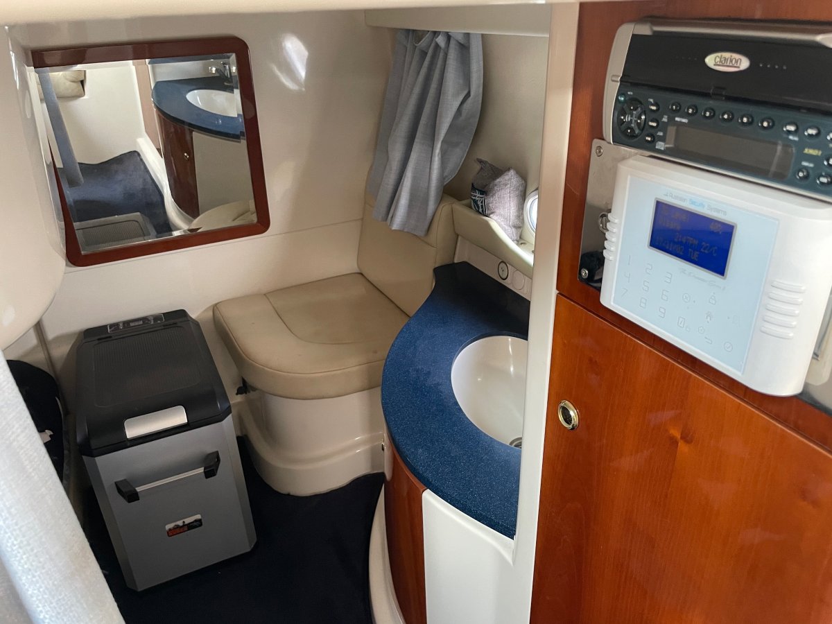 Sunrunner 3700 Yanmar Direct Shaft Turbo Diesel Upgrade: Power Boats ...