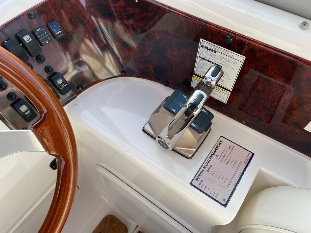 Sunrunner 3700 Yanmar Direct Shaft Turbo Diesel Upgrade: Power Boats ...