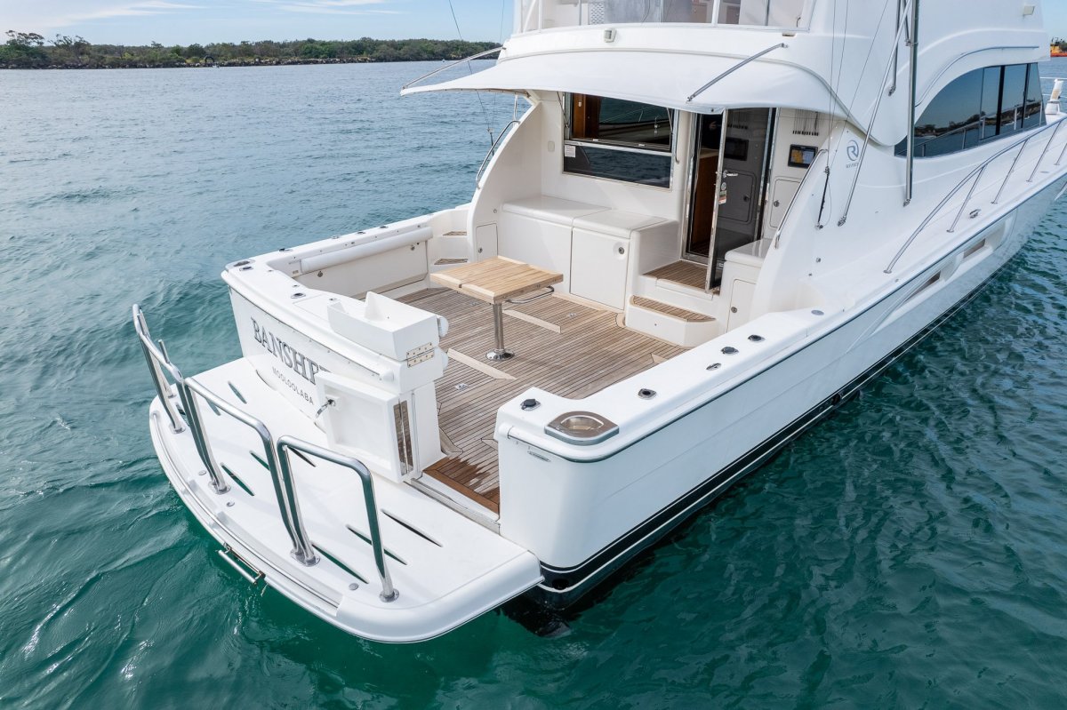 Riviera 56 Enclosed Flybridge: Power Boats | Boats Online for Sale ...