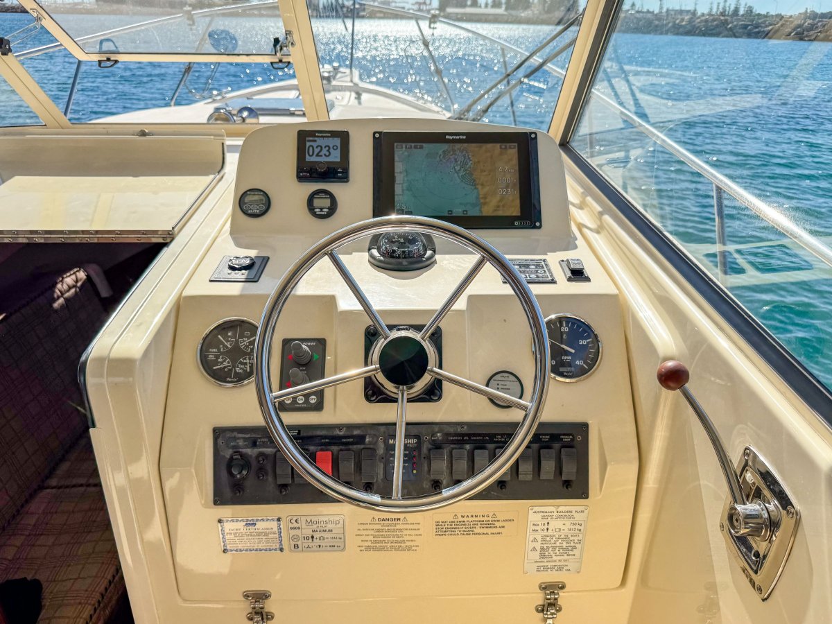 Used Mainship 310 Pilot for Sale | Boats For Sale | Yachthub